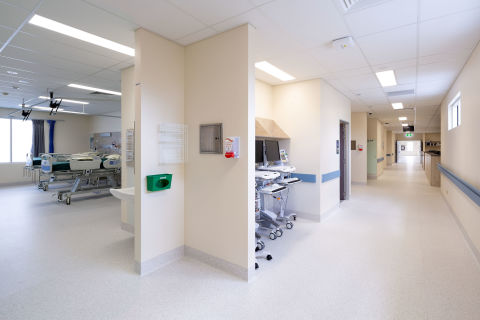 Logan Hospital Ward 2M - Hutchies Modular